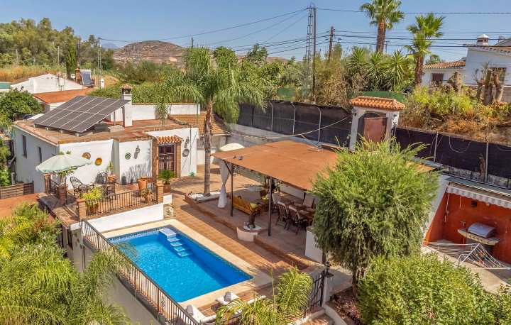 Amazing Home In Alhaurin El Grande - Costa del Sol
