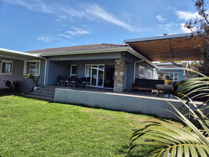 Durban North Holiday Home - Durban