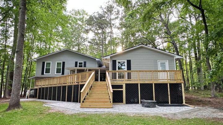 Wacky Zackys Lakehouse Resort - Milledgeville, GA
