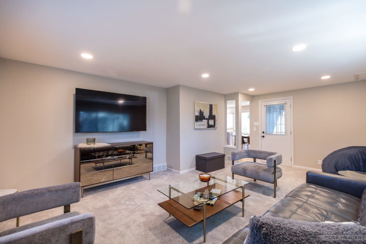 Wonderful 3 Bed Home Close To Downtown & The Lake - Madison, WI