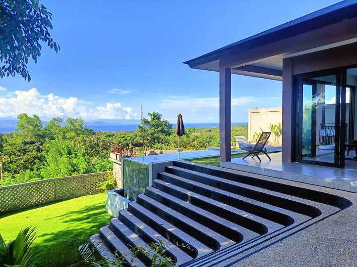Villa With Majestic Garden, Pool & Ocean Views - Indonesia