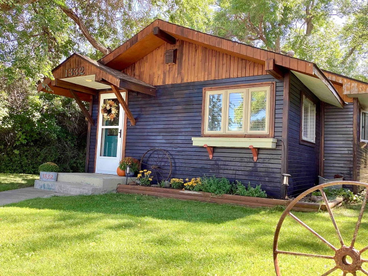 The Wyominga Historic Home In Downtown Cody - Cody, WY