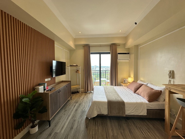 Cozy City Stay Near It Park | Free Pool & Gym - Cebu City