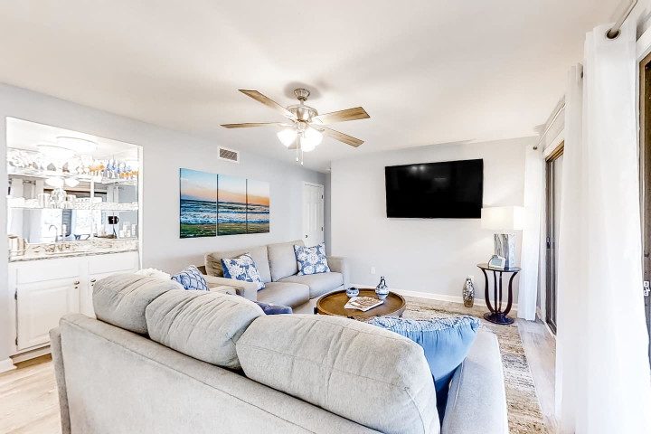 Updated Beach Villa W/ Lagoon-view Balcony - Kiawah Island, SC