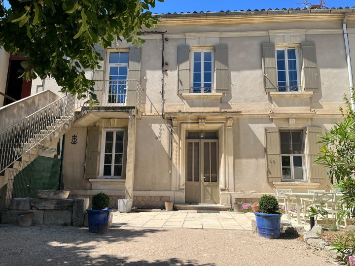 Maison Dans Le Village, Proche Avignon - Graveson
