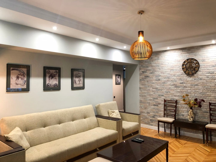 Modern Apartment In The Heart Of Almaty - Kazakhstan