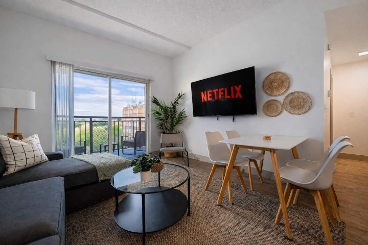 Uptown Charlotte 3 Bed | City View - Charlotte