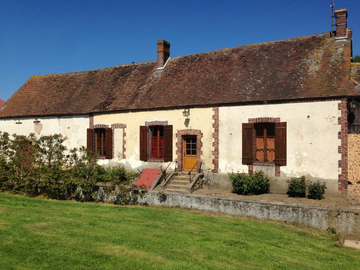 A L'entrée Du Perche: Fermette Et Box Pour Chevaux - Eure-et-Loir