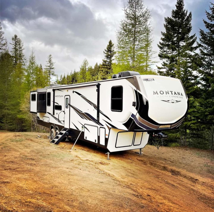 Upscale Camper Rv 5th Wheel Luxury Outdoor Living - Little Rock, AR