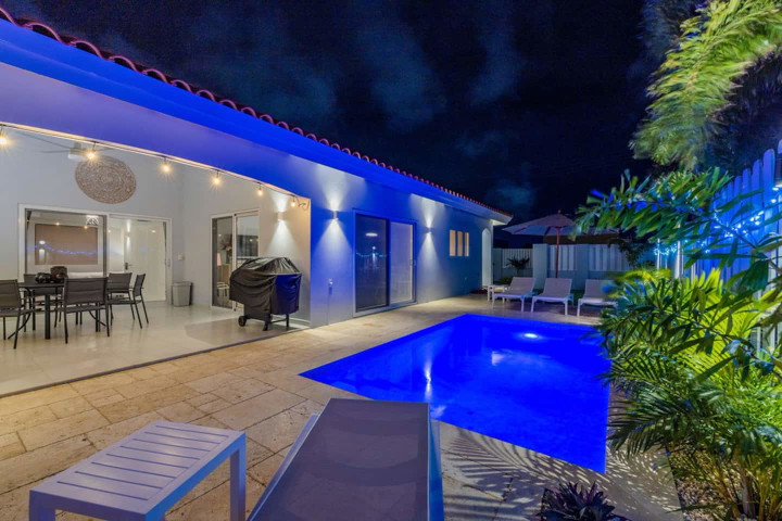 *New* Modern 3br2ba Home W/ Private Pool & Patio - Aruba