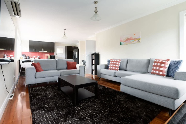 Spacious 3-bed, Mins From City Centre - Launceston