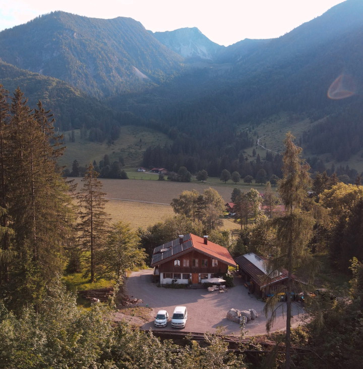Unique Mountain Chalet In A Secluded Location - 21 People. - Bayrischzell