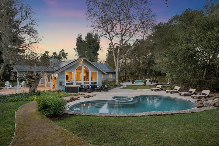 Private 1+ Acre, Bocce, Waterfall, Free Pool Heat - Santa Rosa, CA