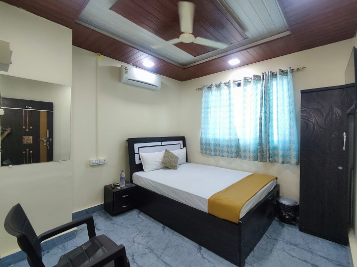 Ambient Homestay By Nesteasy - Nashik