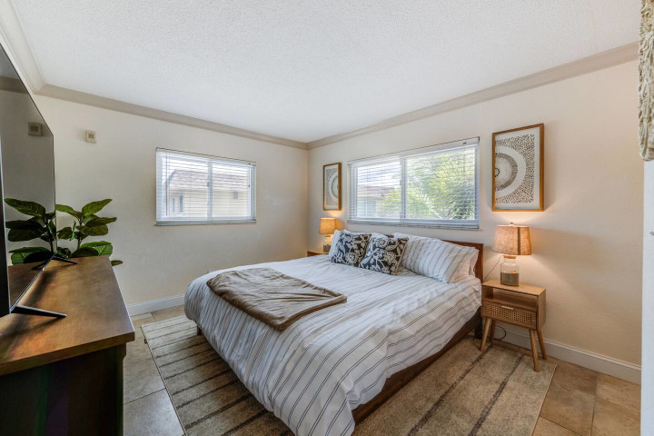 Beach Days Fun| 2br/2ba Condo - St. Pete Beach, FL