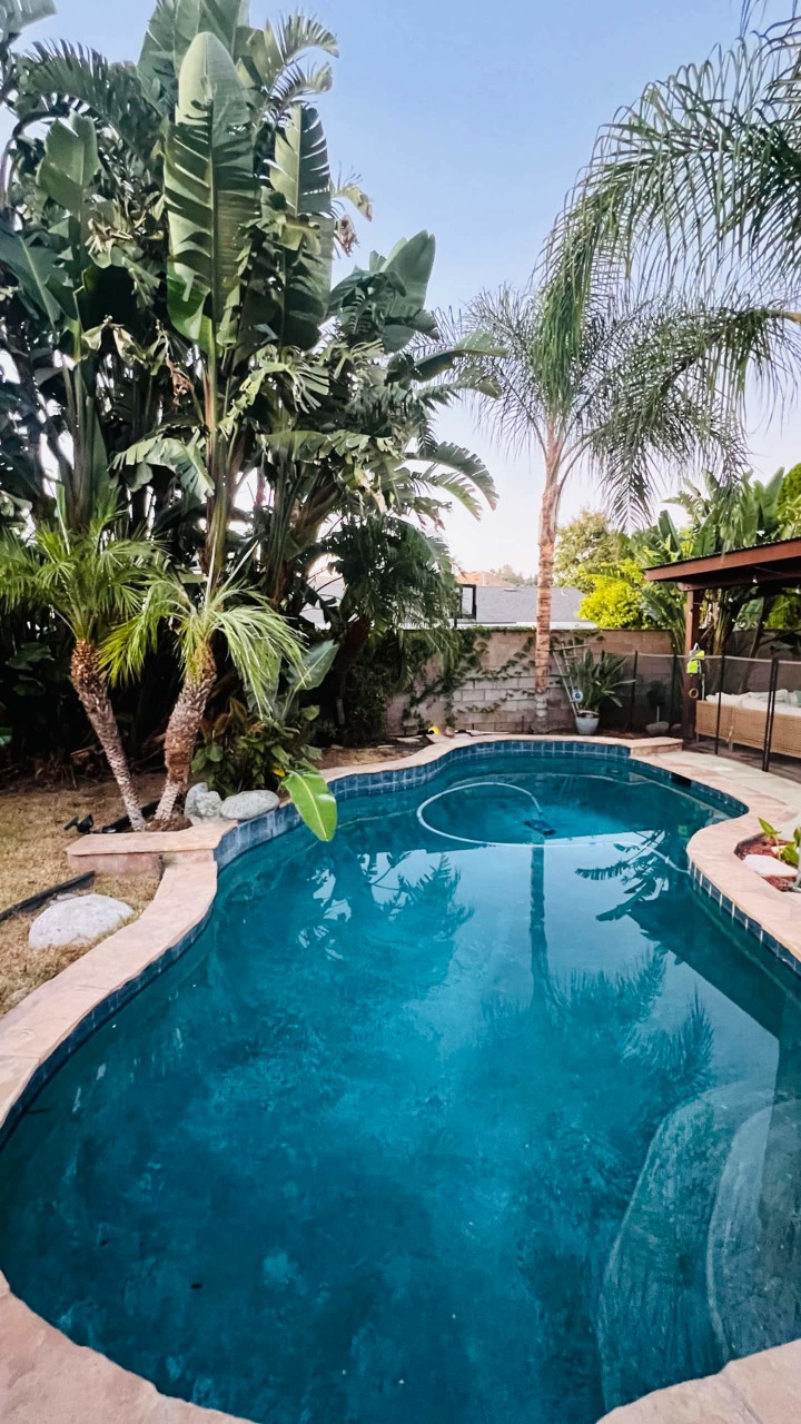 Poolside Oasis  Near Six Flags & Hiking Trails! - Santa Clarita, CA