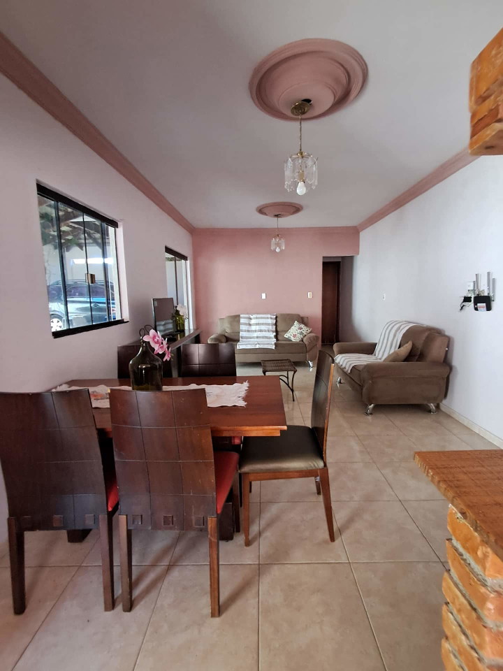Casa Ampla, Tranquila E Aconchegante Para Você. - Anápolis