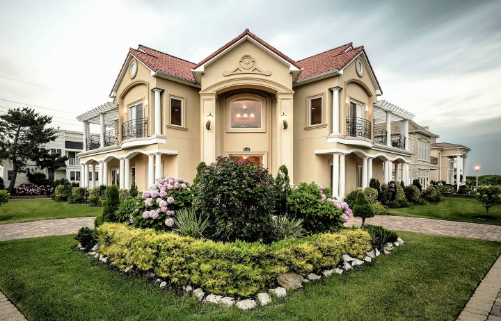 Mediterranean Mansion By The Sea-pool. Sleeps 18. - Atlantic City, NJ