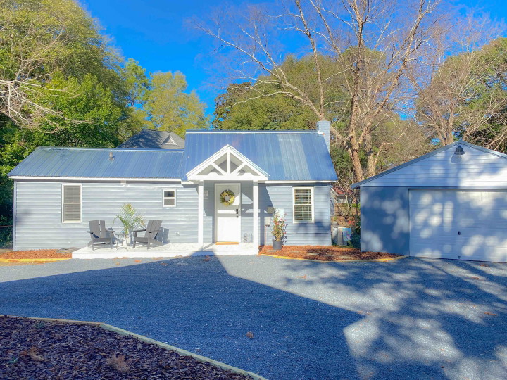 Solitude At The Shire 255 - Unit D - Downtown! - Southern Pines, NC