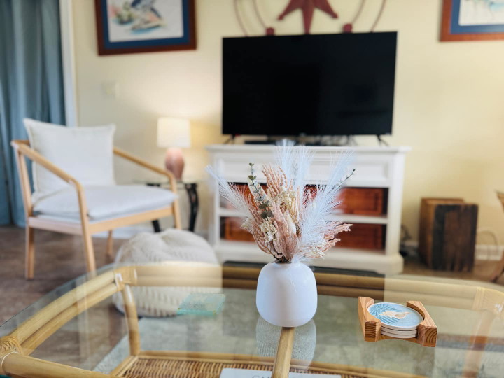 Blue Marlin Retreat | Pets + Boat + Beach Friendly - Beaufort, NC