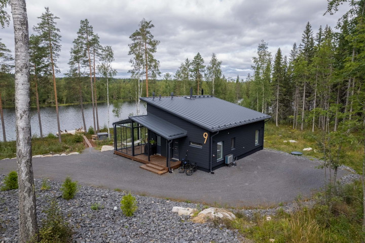 Beautiful And Peaceful Villa Kurkilampi - Ristiina