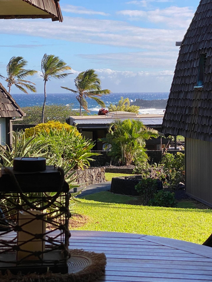 #71 Hidden Tiki Ohana At Punalu'u Black Sand Beach - Punaluʻu Beach, HI