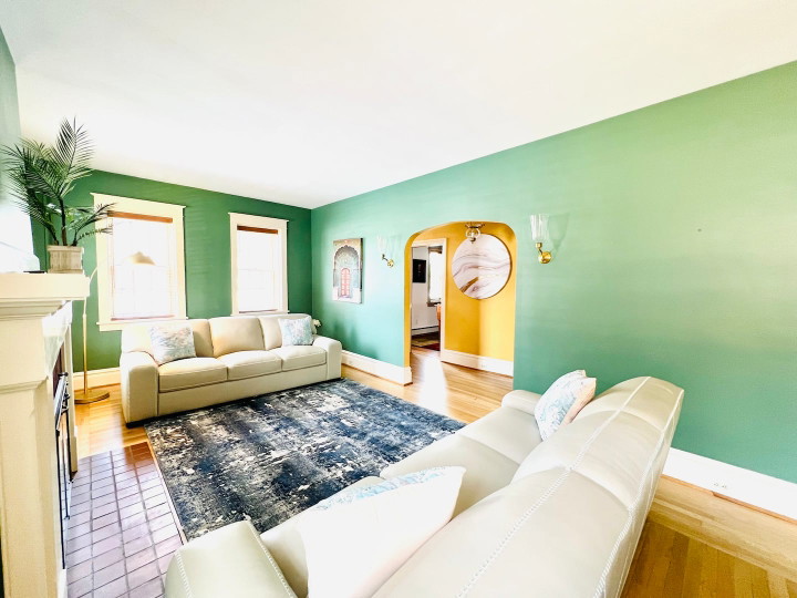 Historical Home W/ Hot Tub Downtown Hummelstown - Hershey, PA