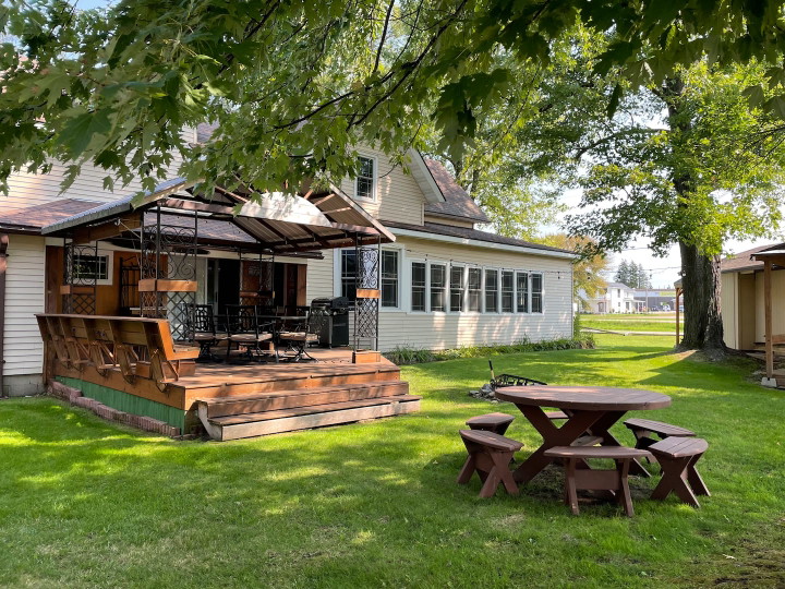 Charming Cecil Cottage Next To Boat Landing! - Wisconsin