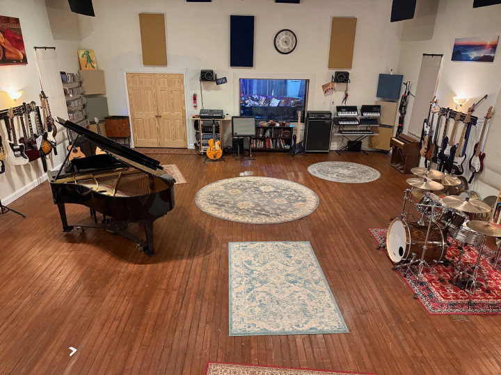 Jammin Bear Bunkhouse And Recording Studio - Pottsville, PA