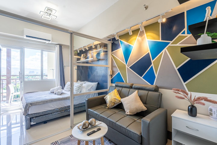 Comfy City Studio W/ Balcony & Sunsets - Cebu