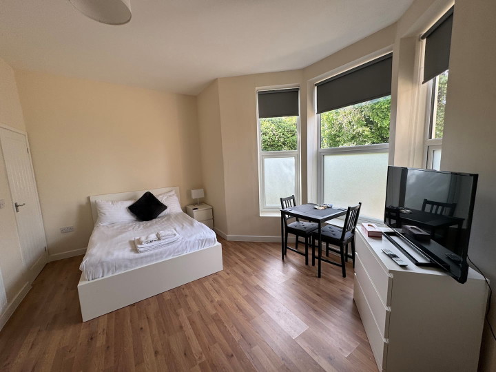 Brand New - Quiet City Location - Derby