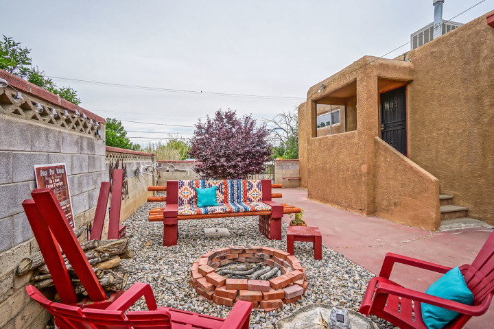 Hot Tub, Nobhill Home, King Bed, Patio W/firepit - Albuquerque, NM