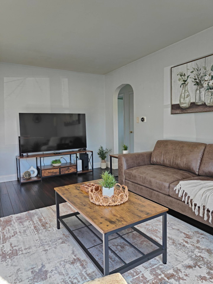 The Brick House On Main - 3 Bed - Hershey, PA