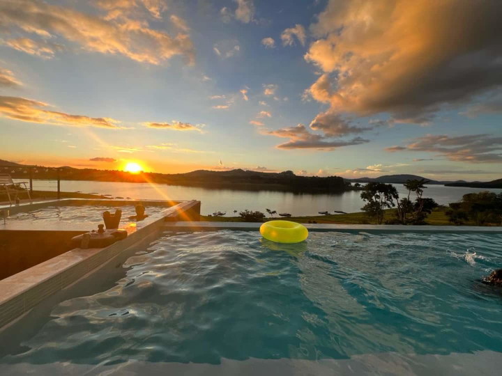 Paradise By The Dam With Private Pier - Brazil