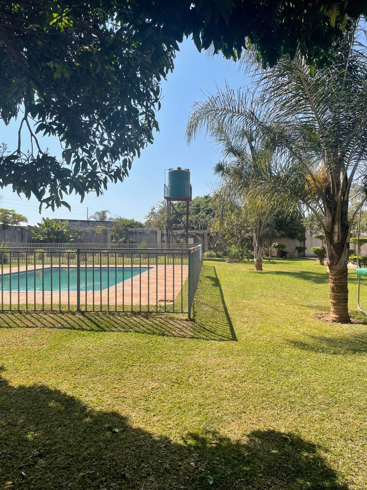 Hillview Home -Spacious 3 Br With Pool Area - Zambia