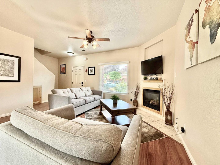 Kasa Kanab L6 - Townhome W/ Pool & Hot Tub - Kanab, UT