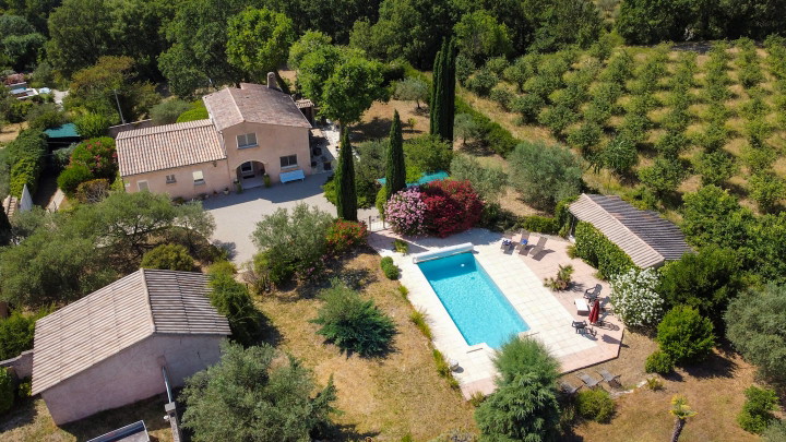Soleil De Provence, Baignade Dans éCrin De Nature. - Nyons