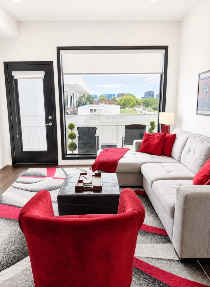 Top Flr | Balcony Sunset Views | Walk To Broadway - Nashville, TN