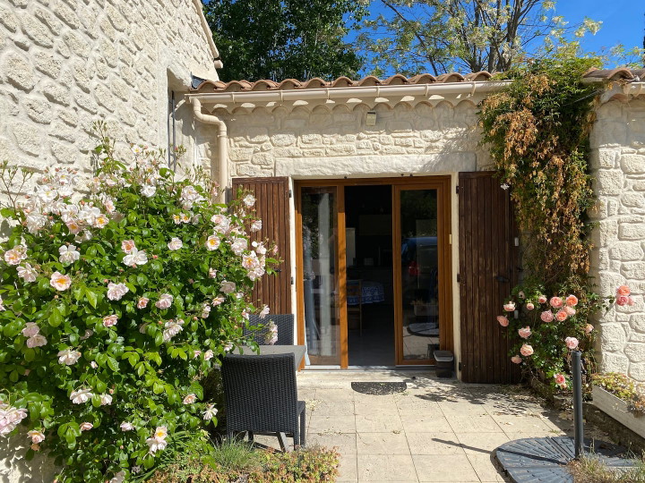 Deux Pièces Avec Piscine - Pernes-les-Fontaines