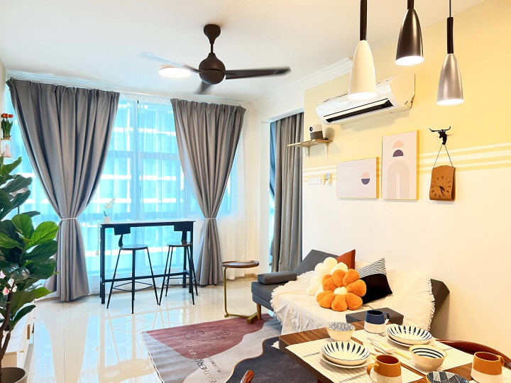 {Light House} Cinema 2br@ Corner 7pax, 5min Idcc - Subang Jaya