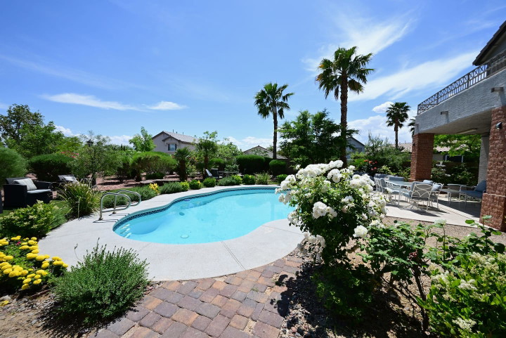 Resort Stijl Huis Met Grote Tuin En Privé Zwembad! - Las Vegas, NV