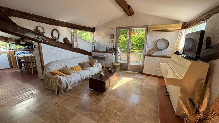 The Félibre Attic - Camargue