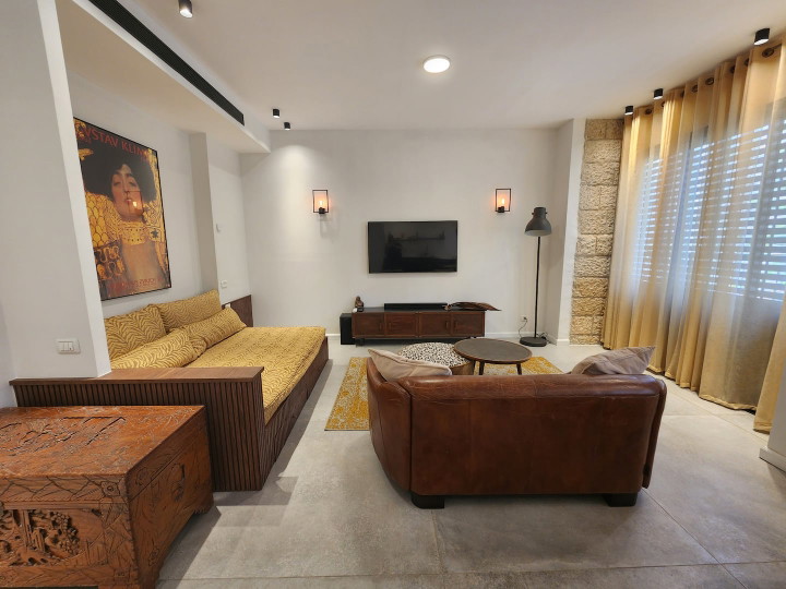 Rosas Place - Jerusalem