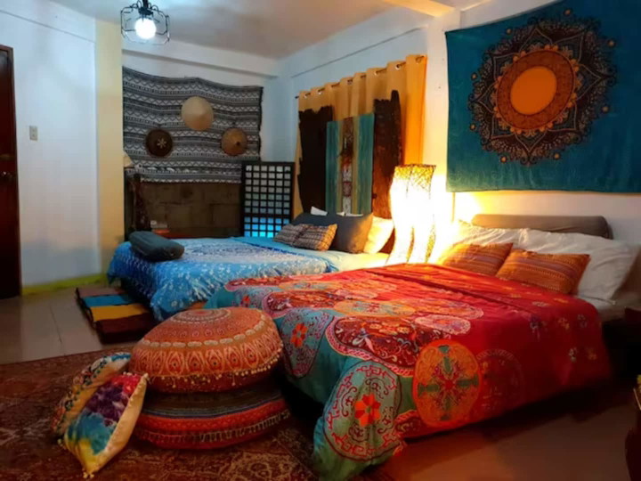 Promo Boho Countryhome With Jacuzzi Videoke Garden - Tagaytay