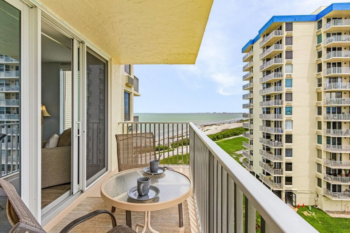 Gulf And Beach View -Fmb - Condo Seaside Sanctuary - Fort Myers Beach, FL