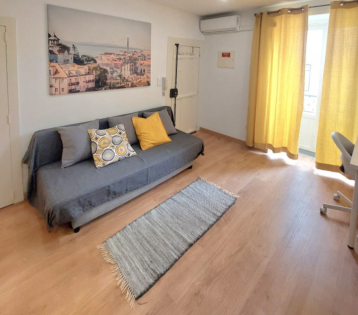 Stylish & Bright T1 In Alcântara New Renovation! - Lizbona