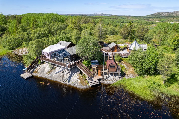 Kveldsro Ved Vannet | Jacuzzi Og Badstue - Norway