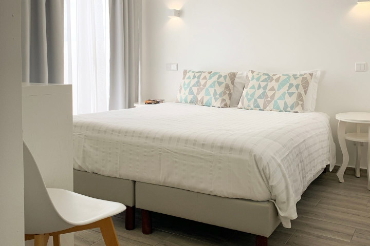 Cozy Double Room With Private Balcony - Alvor