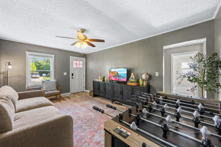 Stay In Charming Belmont, Just 5 Mins To Main St - Belmont, NC