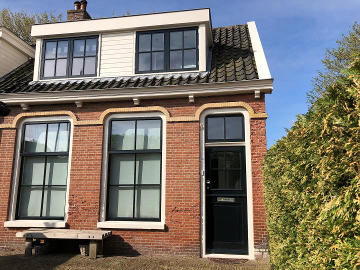 Huis In Het Centrum Aan De Jachthaven. - Friesland